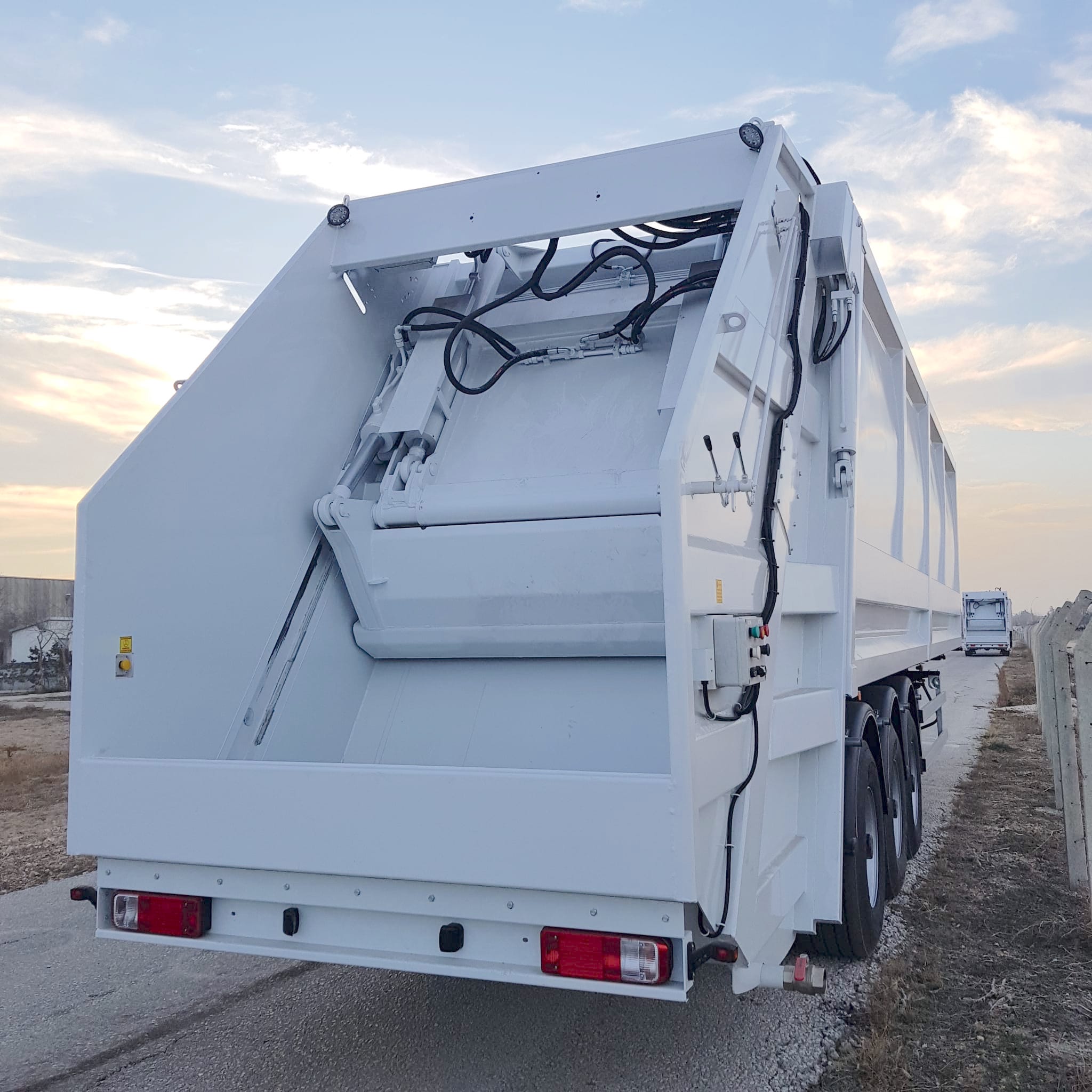 Semi Trailer Garbage Transfer Compactor – ProCompactor – Waste ...